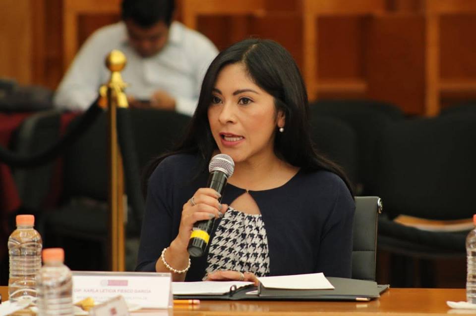 KARLA FIESCO 2 – Callejón Informativo